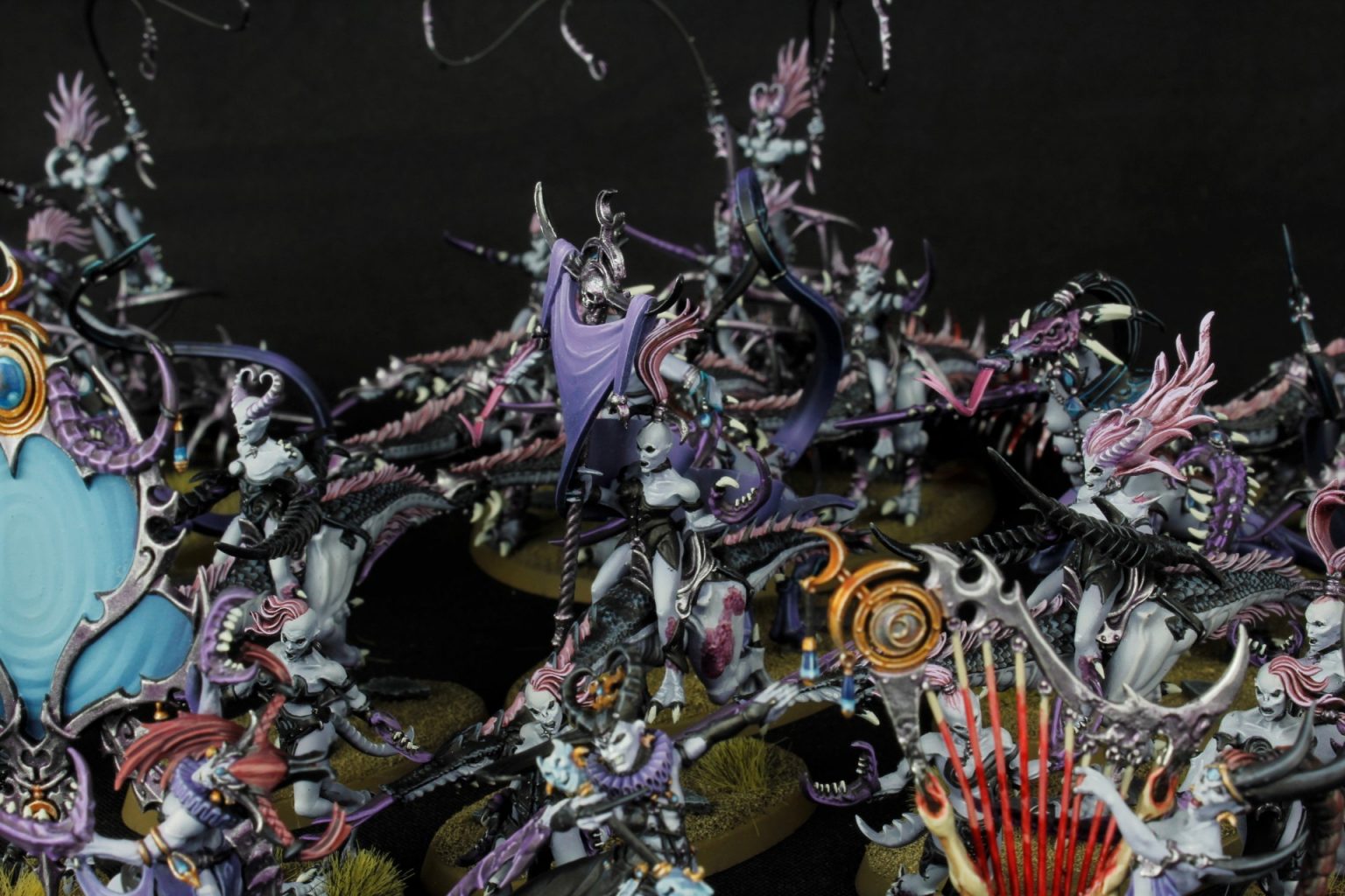 Slaanesh Daemon army - White Weasel Studio