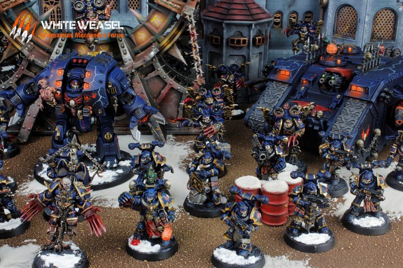 Night Lords Army with scenery - White Weasel Studio